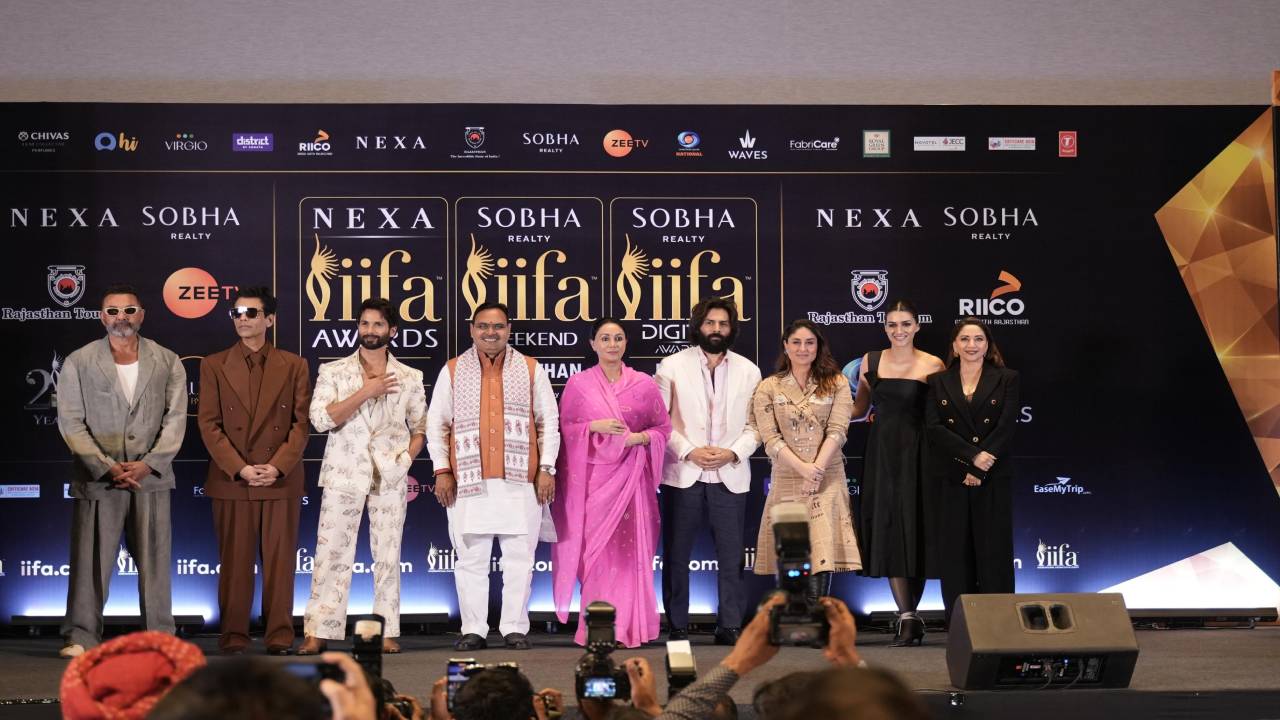 IIFA Awards 2025 Winners list: विक्रांत मैसी और कृति सेनन को मिला ...